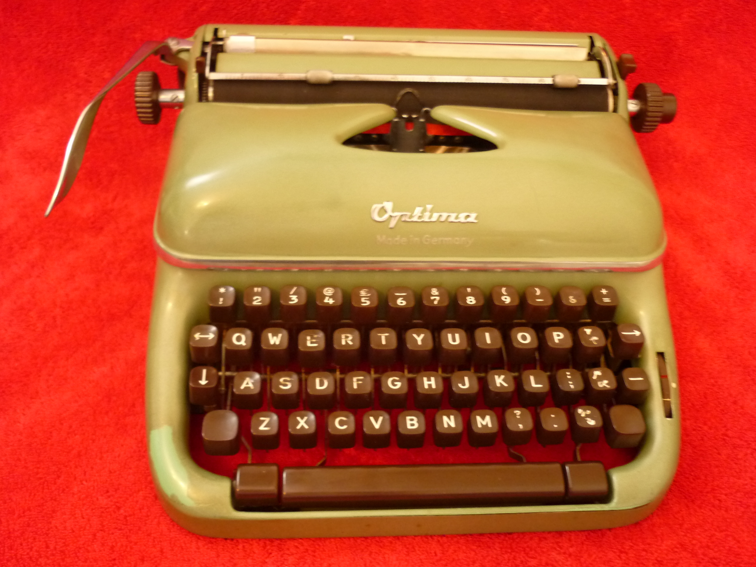 The Typewriter Man - Typewriter of the Month